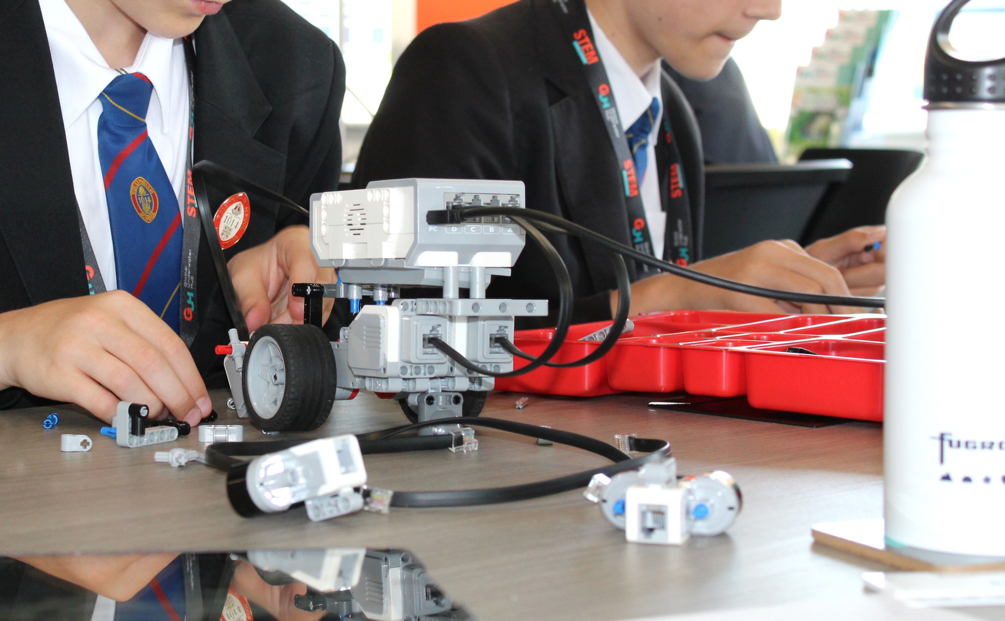 STEM Challenge - Gallery · Global Underwater Hub